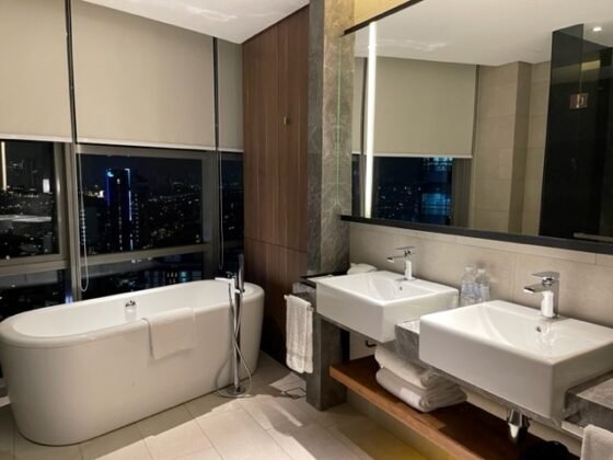 Hotel Review: Le Meridien Petaling Jaya » The Seat in the Middle