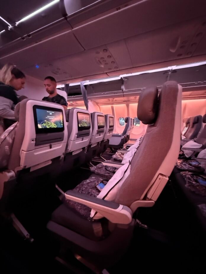 Flight Review: QF292 SIN-SYD, The Finnair Hospitality » The Seat in the ...
